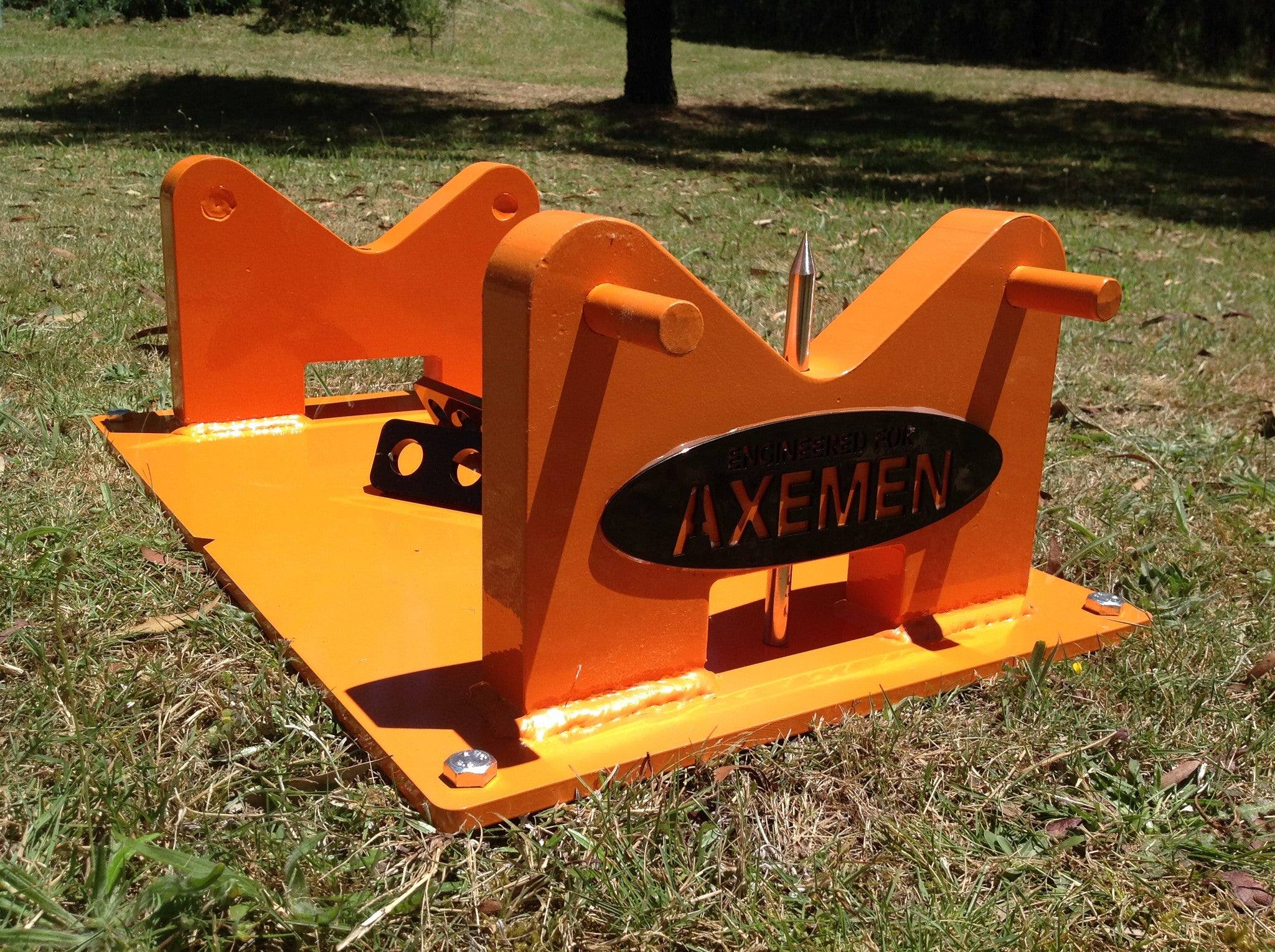 Underhand Cradle – Engineered for Axemen